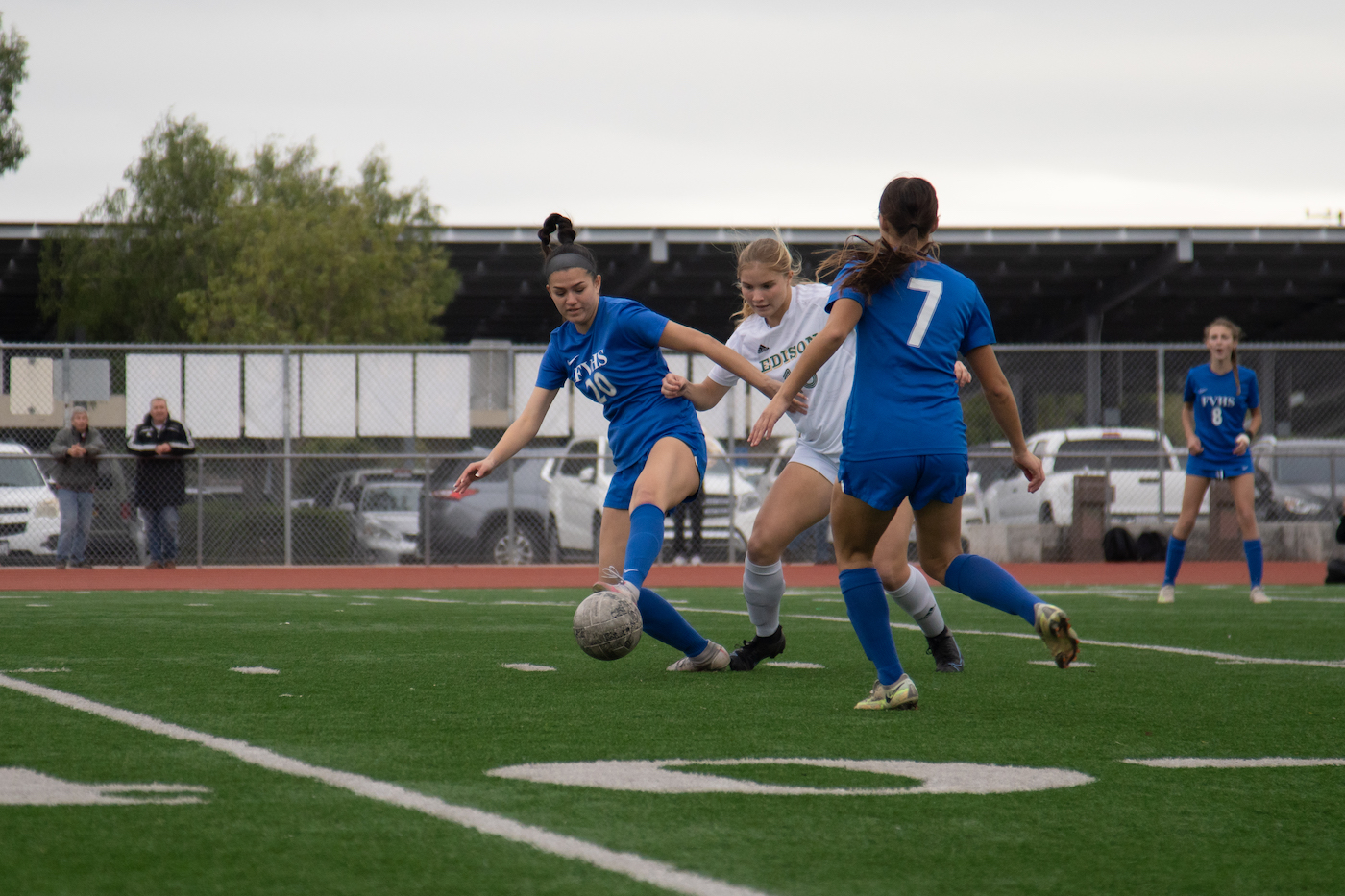 Girls’ soccer shocked by Edison Chargers – Baron News