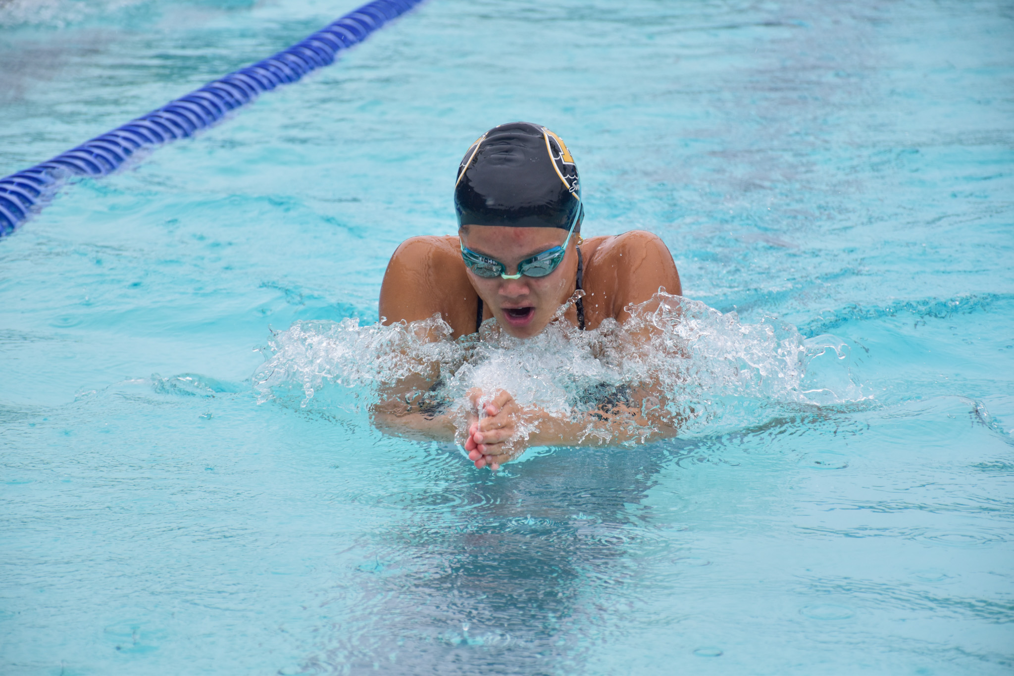 The Barons’ swim team achieves decisive victory over Chargers – Baron News